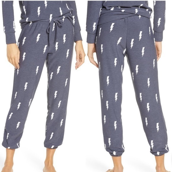 Chaser | Pants & Jumpsuits | Nwt Chaser Lightning Toss Cozy Lounge ...